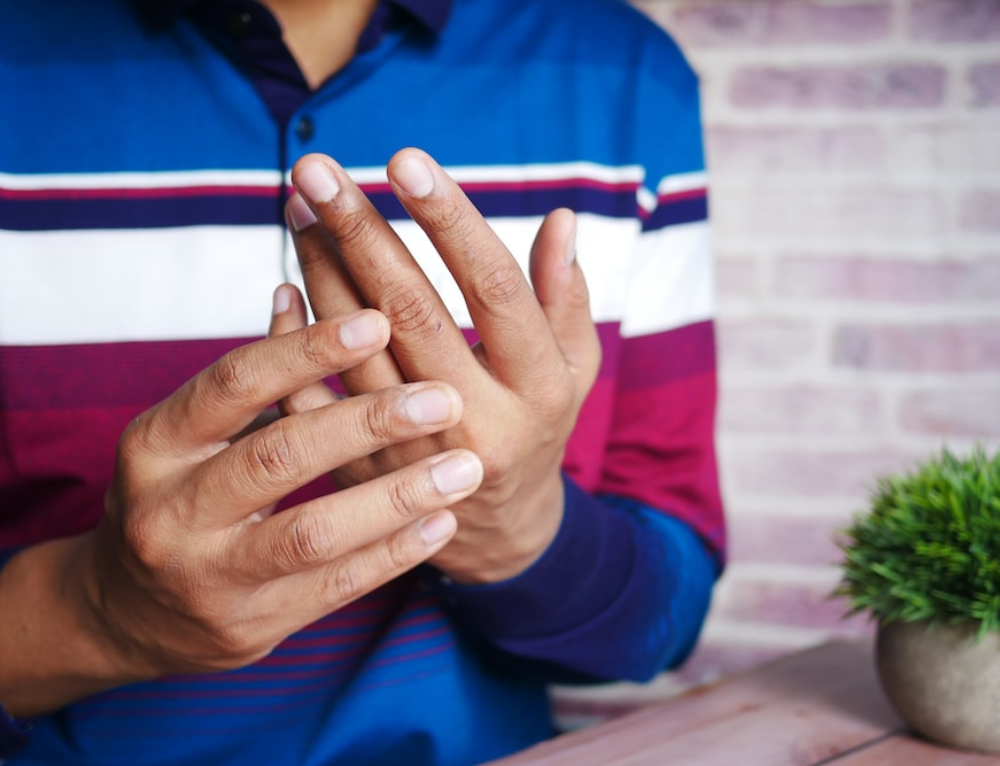 A Guide to Exercising Your Trigger Thumb to Alleviate Pain and ...